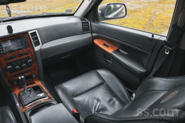 Melns Jeep Grand Cherokee 2008 Rīga, ar dzinēja tilpumu 3.00 L un nobraukumu 224 tūkst. km par 6500 €, foto 10 vietnē AUTOMOTO.COM.LV