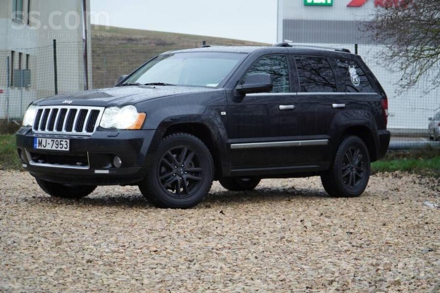 Melns Jeep Grand Cherokee 2008 Rīga, ar dzinēja tilpumu 3.00 L un nobraukumu 329 tūkst. km par 7000 €, foto 1 vietnē AUTOMOTO.COM.LV