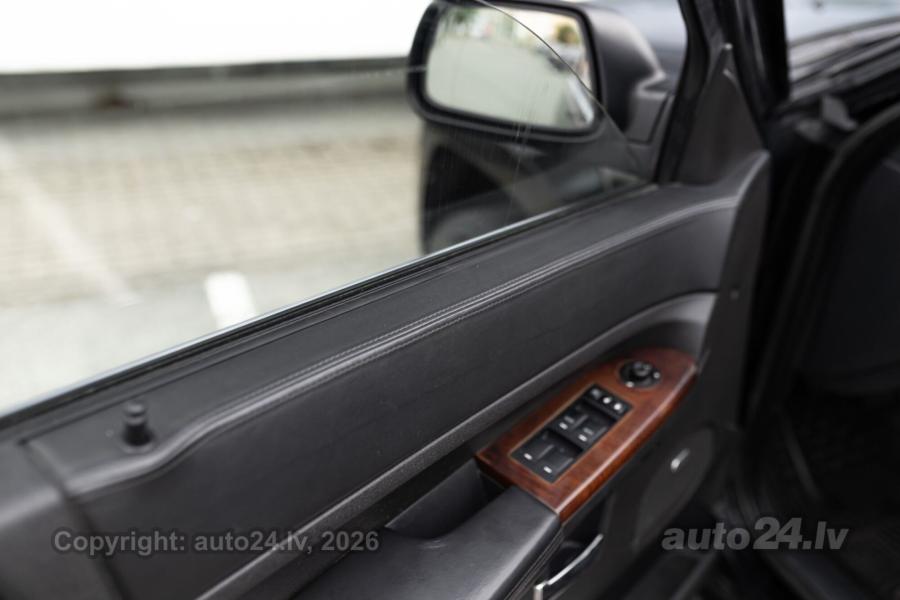 Black Jeep Grand Cherokee 2008 in Tallinn, with an engine capacity of 3.00 L and mileage of 254 thousand km for 6399 €, photo 19 on AUTOMOTO.COM.LV