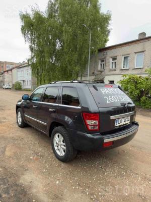 Melns Jeep Grand Cherokee 2009 Liepāja, ar dzinēja tilpumu 3.00 L un nobraukumu 332 tūkst. km par 6200 €, foto 5 vietnē AUTOMOTO.COM.LV