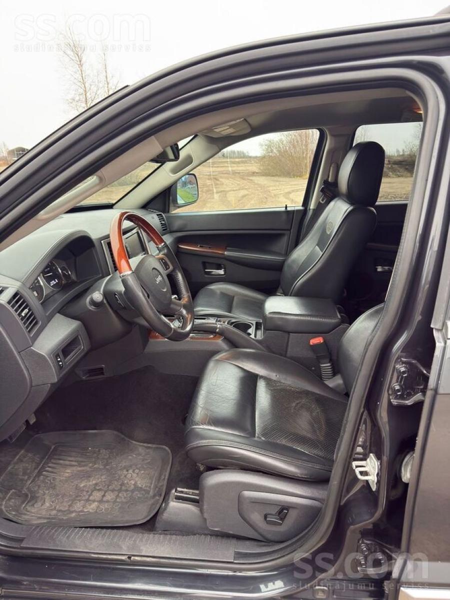Melns Jeep Grand Cherokee 2009 Liepāja, ar dzinēja tilpumu 3.00 L un nobraukumu 332 tūkst. km par 6200 €, foto 10 vietnē AUTOMOTO.COM.LV