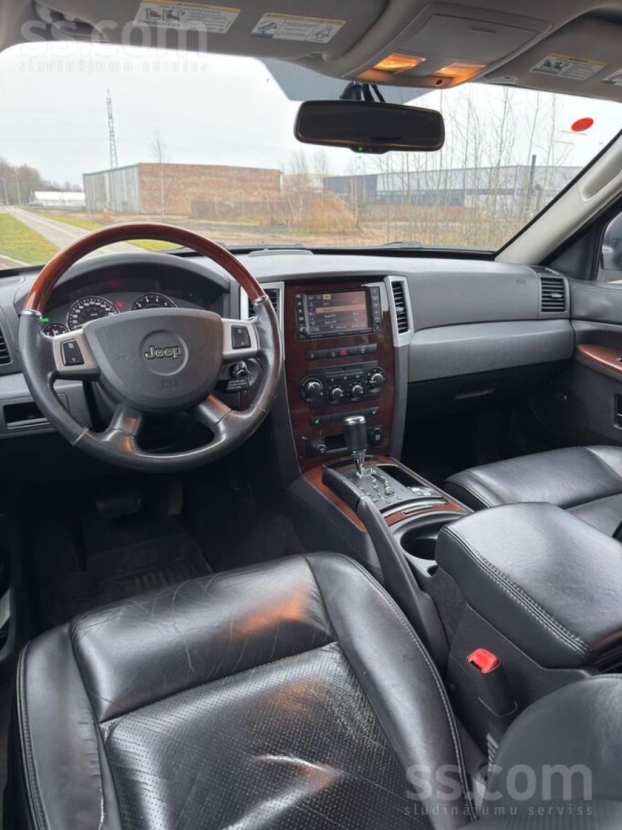Melns Jeep Grand Cherokee 2009 Liepāja, ar dzinēja tilpumu 3.00 L un nobraukumu 332 tūkst. km par 6200 €, foto 14 vietnē AUTOMOTO.COM.LV