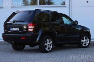 Melns Jeep Grand Cherokee 2010 Rīga, ar dzinēja tilpumu 3.00 L un nobraukumu 0 tūkst. km par 4995 €, foto 6 vietnē AUTOMOTO.COM.LV
