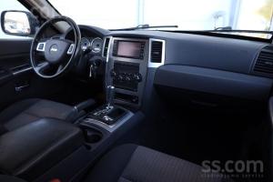 Melns Jeep Grand Cherokee 2010 Rīga, ar dzinēja tilpumu 3.00 L un nobraukumu 0 tūkst. km par 4995 €, foto 12 vietnē AUTOMOTO.COM.LV