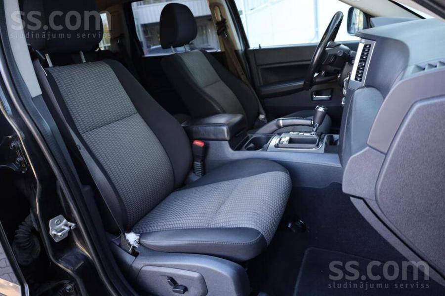 Melns Jeep Grand Cherokee 2010 Rīga, ar dzinēja tilpumu 3.00 L un nobraukumu 0 tūkst. km par 4995 €, foto 13 vietnē AUTOMOTO.COM.LV