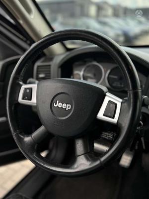 Melns Jeep Grand Cherokee 2010 Kauņa, ar dzinēja tilpumu 2.99 L un nobraukumu 292 tūkst. km par 6800 €, foto 21 vietnē AUTOMOTO.COM.LV