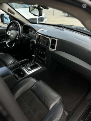 Melns Jeep Grand Cherokee 2010 Kauņa, ar dzinēja tilpumu 2.99 L un nobraukumu 292 tūkst. km par 6800 €, foto 34 vietnē AUTOMOTO.COM.LV
