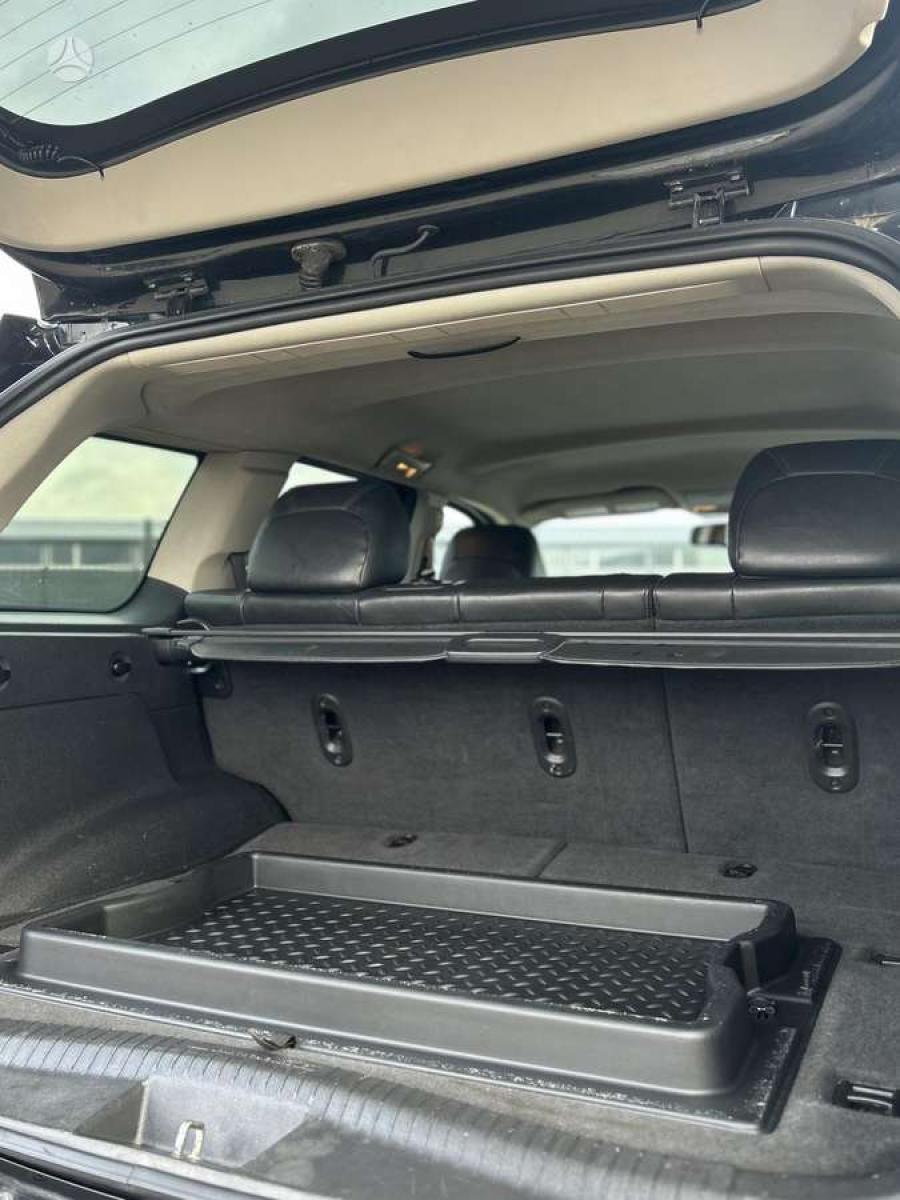Melns Jeep Grand Cherokee 2010 Kauņa, ar dzinēja tilpumu 2.99 L un nobraukumu 292 tūkst. km par 6800 €, foto 43 vietnē AUTOMOTO.COM.LV