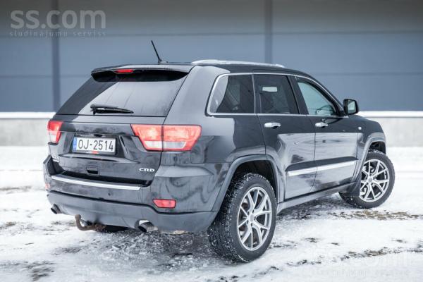 Melns Jeep Grand Cherokee 2011 Rīga, ar dzinēja tilpumu 3.00 L un nobraukumu 338 tūkst. km par 10990 €, foto 8 vietnē AUTOMOTO.COM.LV