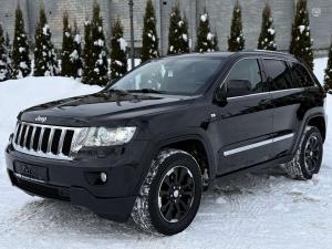 Black Jeep Grand Cherokee 2011 in Siauliai, with an engine capacity of 2.99 L and mileage of 233 thousand km for 10950 €, photo 4 on AUTOMOTO.COM.LV