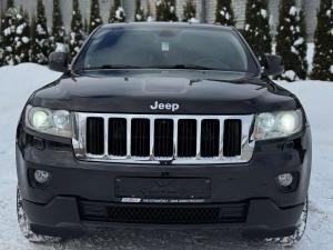 Black Jeep Grand Cherokee 2011 in Siauliai, with an engine capacity of 2.99 L and mileage of 233 thousand km for 10950 €, photo 12 on AUTOMOTO.COM.LV