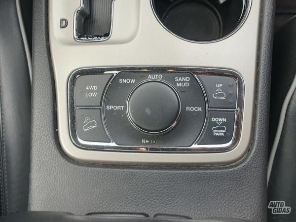 Melns Jeep Grand Cherokee 2011 Kauņa, ar dzinēja tilpumu 3.00 L un nobraukumu 281 tūkst. km par 5950 €, foto 10 vietnē AUTOMOTO.COM.LV