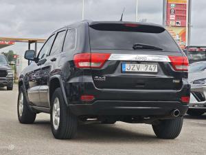 Black Jeep Grand Cherokee 2011 in Vilnius, with an engine capacity of 3.60 L and mileage of 392 thousand km for 7900 €, photo 7 on AUTOMOTO.COM.LV