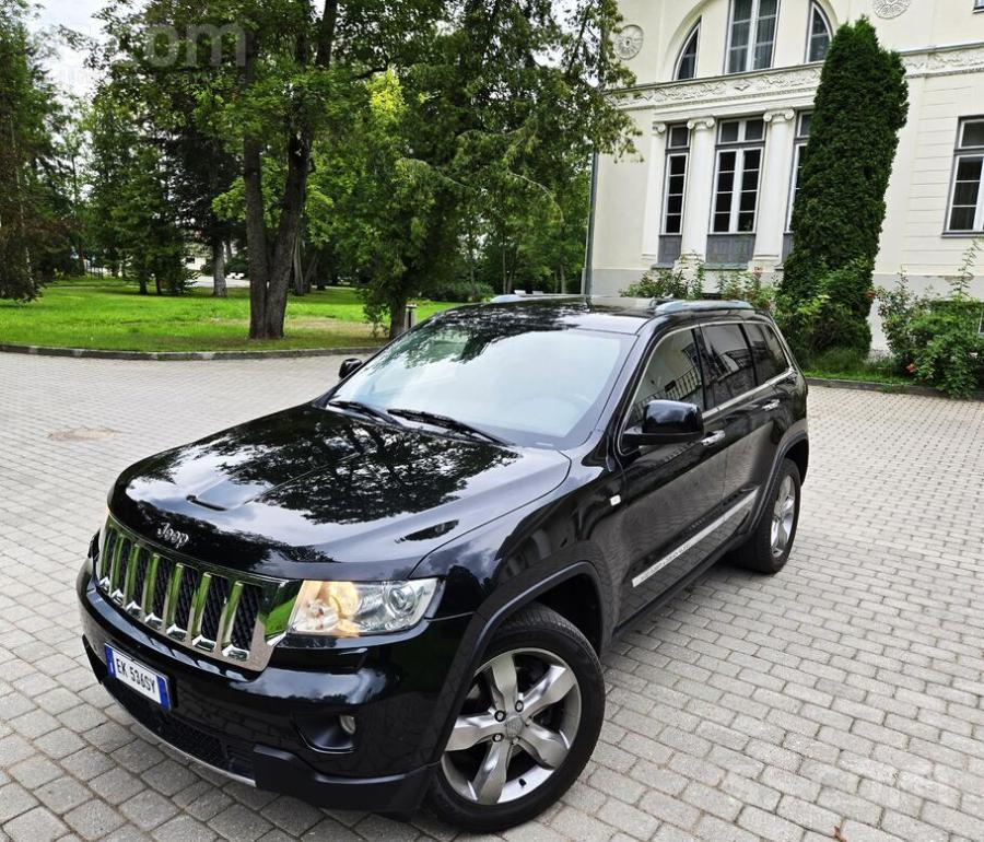 Melns Jeep Grand Cherokee 2012 Tallina, ar dzinēja tilpumu 3.00 L un nobraukumu 198 tūkst. km par 10580 €, foto 23 vietnē AUTOMOTO.COM.LV
