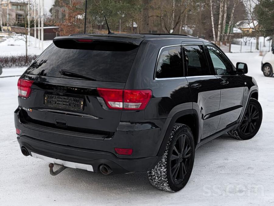 Melns Jeep Grand Cherokee 2012 Jūrmala, ar dzinēja tilpumu 3.00 L un nobraukumu 0 tūkst. km par 10500 €, foto 4 vietnē AUTOMOTO.COM.LV