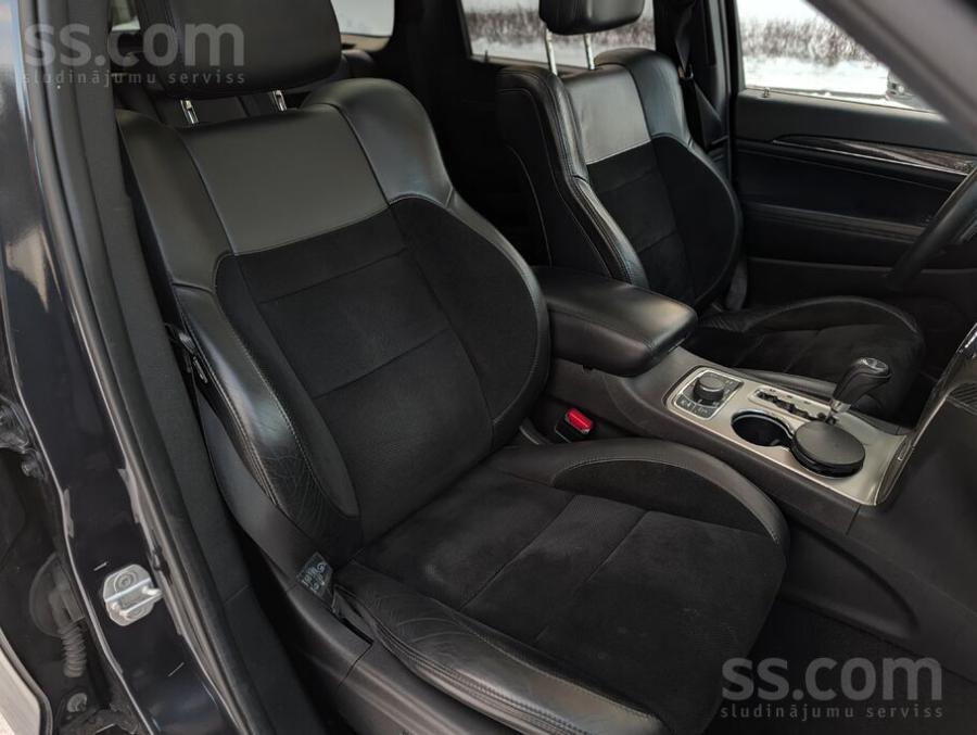 Melns Jeep Grand Cherokee 2012 Jūrmala, ar dzinēja tilpumu 3.00 L un nobraukumu 0 tūkst. km par 10500 €, foto 20 vietnē AUTOMOTO.COM.LV