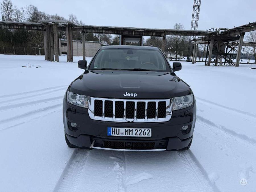 Melns Jeep Grand Cherokee 2012 Kupiškis, ar dzinēja tilpumu 2.99 L un nobraukumu 254 tūkst. km par 4350 €, foto 2 vietnē AUTOMOTO.COM.LV