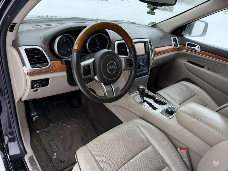 Melns Jeep Grand Cherokee 2012 Kupiškis, ar dzinēja tilpumu 2.99 L un nobraukumu 254 tūkst. km par 4350 €, foto 13 vietnē AUTOMOTO.COM.LV