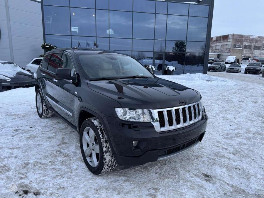 Melns Jeep Grand Cherokee 2012 Telšiai, ar dzinēja tilpumu 2.99 L un nobraukumu 237 tūkst. km par 7999 €, foto 10 vietnē AUTOMOTO.COM.LV