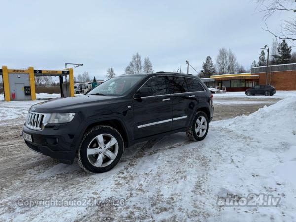 Melns Jeep Grand Cherokee 2012 Veru, ar dzinēja tilpumu 3.00 L un nobraukumu 0 tūkst. km par 7900 €, foto 1 vietnē AUTOMOTO.COM.LV