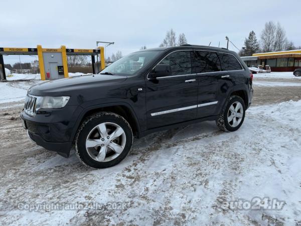 Melns Jeep Grand Cherokee 2012 Veru, ar dzinēja tilpumu 3.00 L un nobraukumu 0 tūkst. km par 7900 €, foto 5 vietnē AUTOMOTO.COM.LV