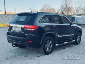 Melns Jeep Grand Cherokee 2012 Tallina, ar dzinēja tilpumu 3.00 L un nobraukumu 399 tūkst. km par 6650 €, foto 5 vietnē AUTOMOTO.COM.LV