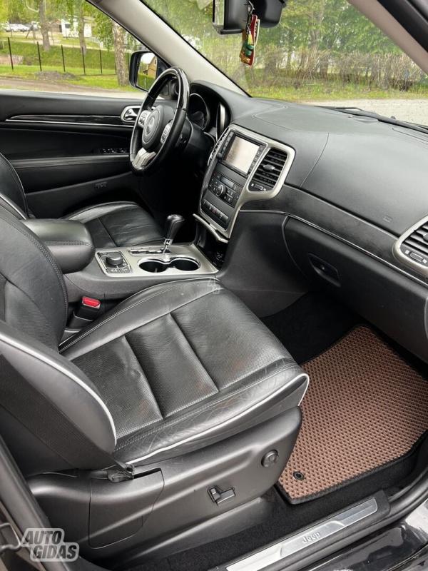 Black Jeep Grand Cherokee 2012 in Vilnius, with an engine capacity of 3.00 L and mileage of 254 thousand km for 10300 €, photo 7 on AUTOMOTO.COM.LV