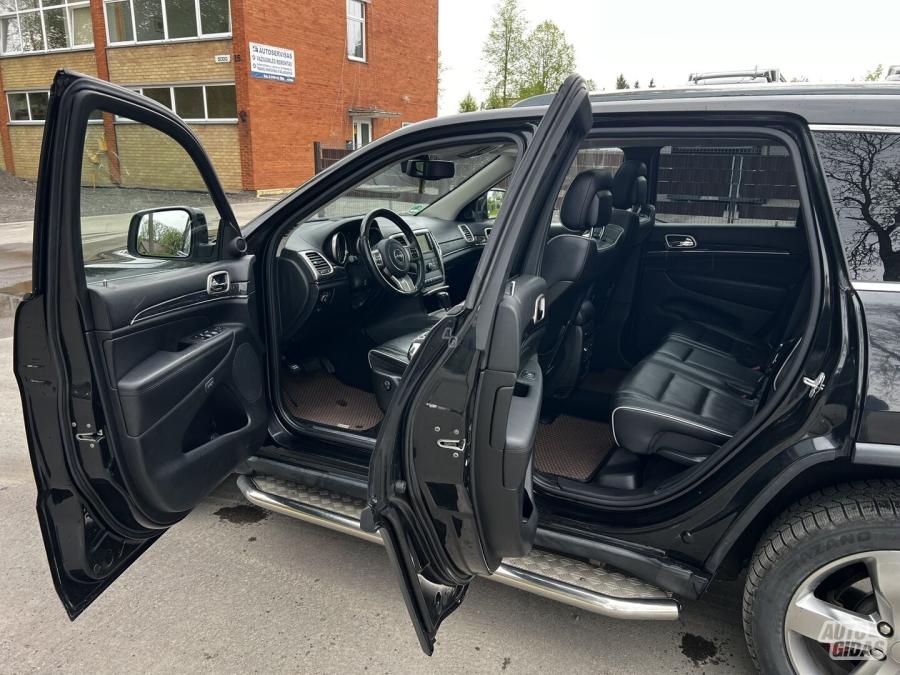 Melns Jeep Grand Cherokee 2012 Viļņa, ar dzinēja tilpumu 3.00 L un nobraukumu 254 tūkst. km par 10300 €, foto 10 vietnē AUTOMOTO.COM.LV