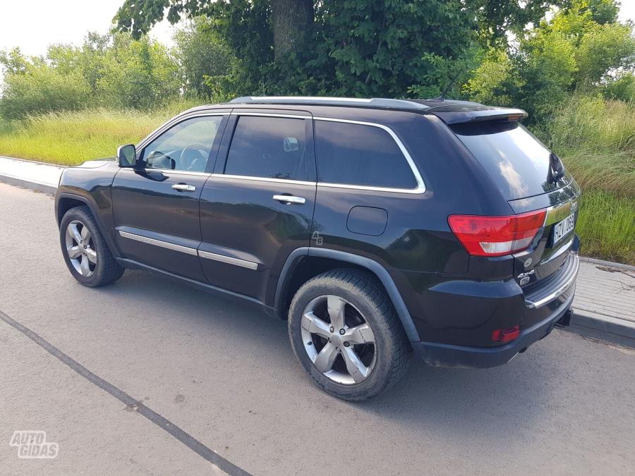 Melns Jeep Grand Cherokee 2012 Viļņa, ar dzinēja tilpumu 5.70 L un nobraukumu 226 tūkst. km par 6300 €, foto 5 vietnē AUTOMOTO.COM.LV