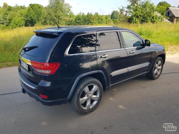 Black Jeep Grand Cherokee 2012 in Vilnius, with an engine capacity of 5.70 L and mileage of 226 thousand km for 6300 €, photo 9 on AUTOMOTO.COM.LV