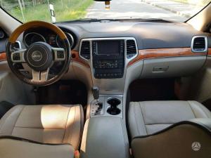 Melns Jeep Grand Cherokee 2012 Viļņa, ar dzinēja tilpumu 5.70 L un nobraukumu 226 tūkst. km par 5999 €, foto 15 vietnē AUTOMOTO.COM.LV