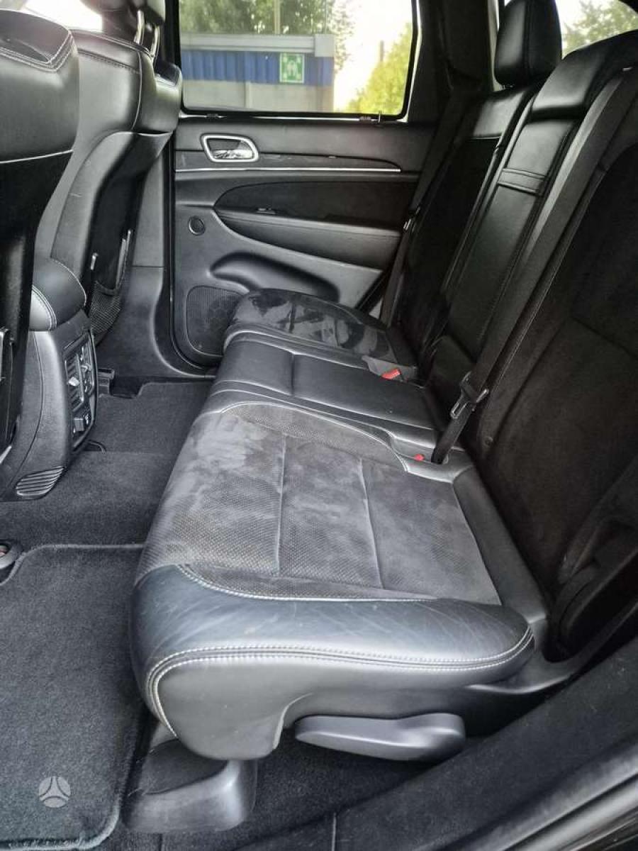Melns Jeep Grand Cherokee 2012 Šilutė, ar dzinēja tilpumu 6.40 L un nobraukumu 245 tūkst. km par 16450 €, foto 23 vietnē AUTOMOTO.COM.LV