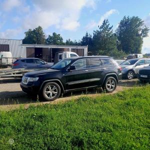 Melns Jeep Grand Cherokee 2012 Marijampole, ar dzinēja tilpumu 2.99 L un nobraukumu 245 tūkst. km par 3100 €, foto 5 vietnē AUTOMOTO.COM.LV