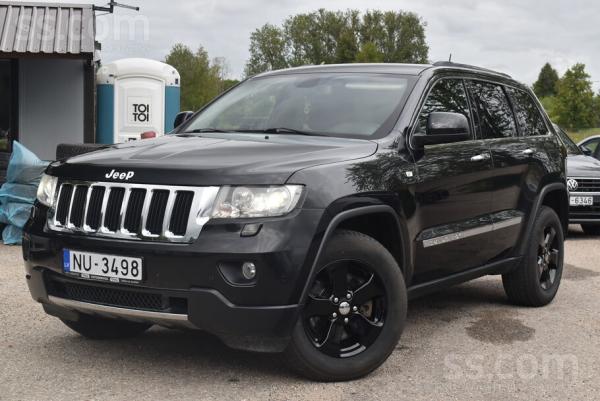 Black Jeep Grand Cherokee 2012 in Kuldiga, with an engine capacity of 3.00 L and mileage of 0 thousand km for 8990 €, photo 1 on AUTOMOTO.COM.LV