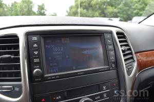 Melns Jeep Grand Cherokee 2012 Kuldīga, ar dzinēja tilpumu 3.00 L un nobraukumu 0 tūkst. km par 8990 €, foto 13 vietnē AUTOMOTO.COM.LV