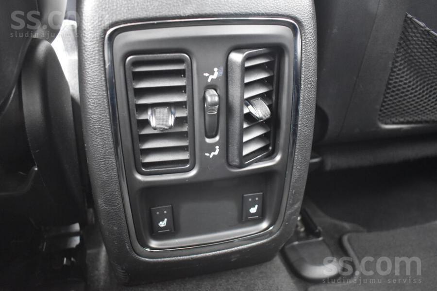 Melns Jeep Grand Cherokee 2012 Kuldīga, ar dzinēja tilpumu 3.00 L un nobraukumu 0 tūkst. km par 8990 €, foto 21 vietnē AUTOMOTO.COM.LV