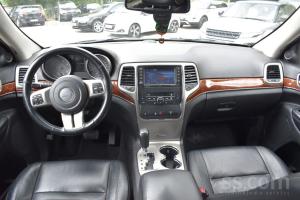 Melns Jeep Grand Cherokee 2012 Kuldīga, ar dzinēja tilpumu 3.00 L un nobraukumu 0 tūkst. km par 8990 €, foto 22 vietnē AUTOMOTO.COM.LV