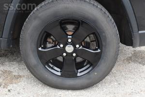 Melns Jeep Grand Cherokee 2012 Kuldīga, ar dzinēja tilpumu 3.00 L un nobraukumu 0 tūkst. km par 8990 €, foto 23 vietnē AUTOMOTO.COM.LV