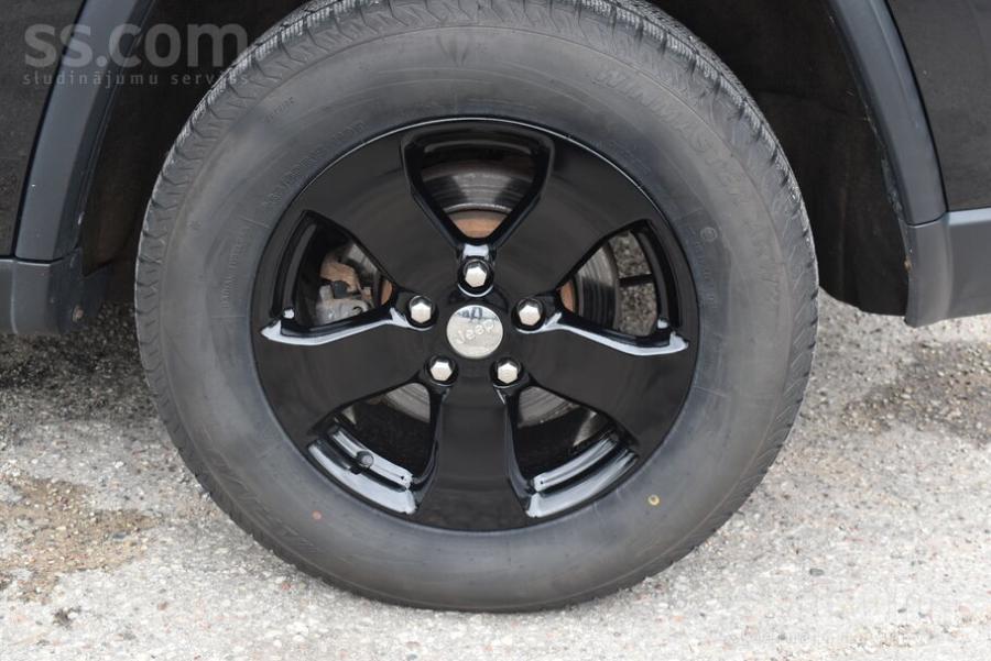 Melns Jeep Grand Cherokee 2012 Kuldīga, ar dzinēja tilpumu 3.00 L un nobraukumu 0 tūkst. km par 8990 €, foto 23 vietnē AUTOMOTO.COM.LV