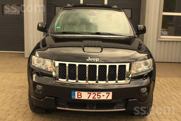 Black Jeep Grand Cherokee 2012 in Riga, with an engine capacity of 3.00 L and mileage of 0 thousand km for 11390 €, photo 8 on AUTOMOTO.COM.LV