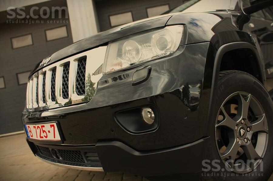 Melns Jeep Grand Cherokee 2012 Rīga, ar dzinēja tilpumu 3.00 L un nobraukumu 0 tūkst. km par 11390 €, foto 12 vietnē AUTOMOTO.COM.LV
