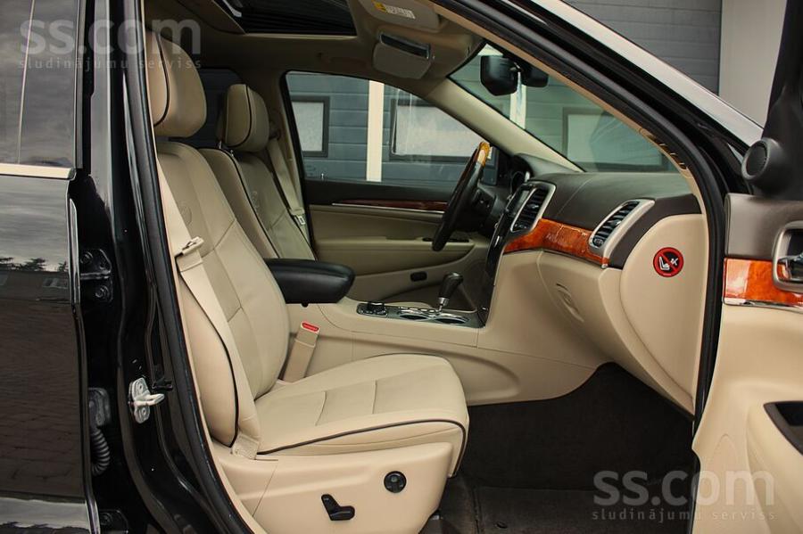 Melns Jeep Grand Cherokee 2012 Rīga, ar dzinēja tilpumu 3.00 L un nobraukumu 0 tūkst. km par 11390 €, foto 25 vietnē AUTOMOTO.COM.LV