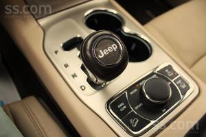 Melns Jeep Grand Cherokee 2012 Rīga, ar dzinēja tilpumu 3.00 L un nobraukumu 0 tūkst. km par 11390 €, foto 32 vietnē AUTOMOTO.COM.LV