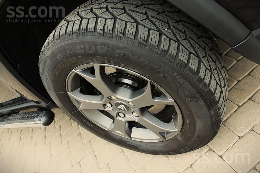 Melns Jeep Grand Cherokee 2012 Rīga, ar dzinēja tilpumu 3.00 L un nobraukumu 0 tūkst. km par 11390 €, foto 34 vietnē AUTOMOTO.COM.LV