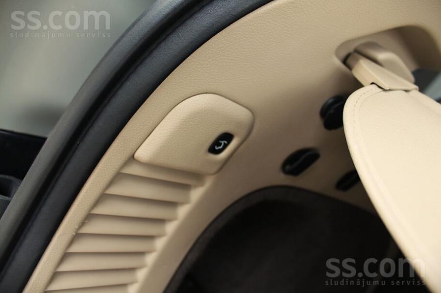 Melns Jeep Grand Cherokee 2012 Rīga, ar dzinēja tilpumu 3.00 L un nobraukumu 0 tūkst. km par 11390 €, foto 36 vietnē AUTOMOTO.COM.LV