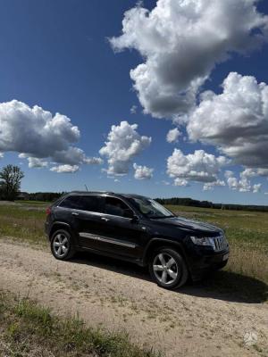 Melns Jeep Grand Cherokee 2012 Šauļi, ar dzinēja tilpumu 3.00 L un nobraukumu 300 tūkst. km par 5500 €, foto 7 vietnē AUTOMOTO.COM.LV