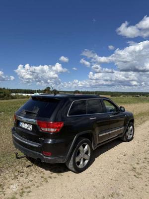 Melns Jeep Grand Cherokee 2012 Šauļi, ar dzinēja tilpumu 3.00 L un nobraukumu 300 tūkst. km par 5500 €, foto 8 vietnē AUTOMOTO.COM.LV