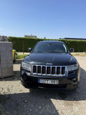 Melns Jeep Grand Cherokee 2012 Šauļi, ar dzinēja tilpumu 3.00 L un nobraukumu 300 tūkst. km par 5500 €, foto 10 vietnē AUTOMOTO.COM.LV