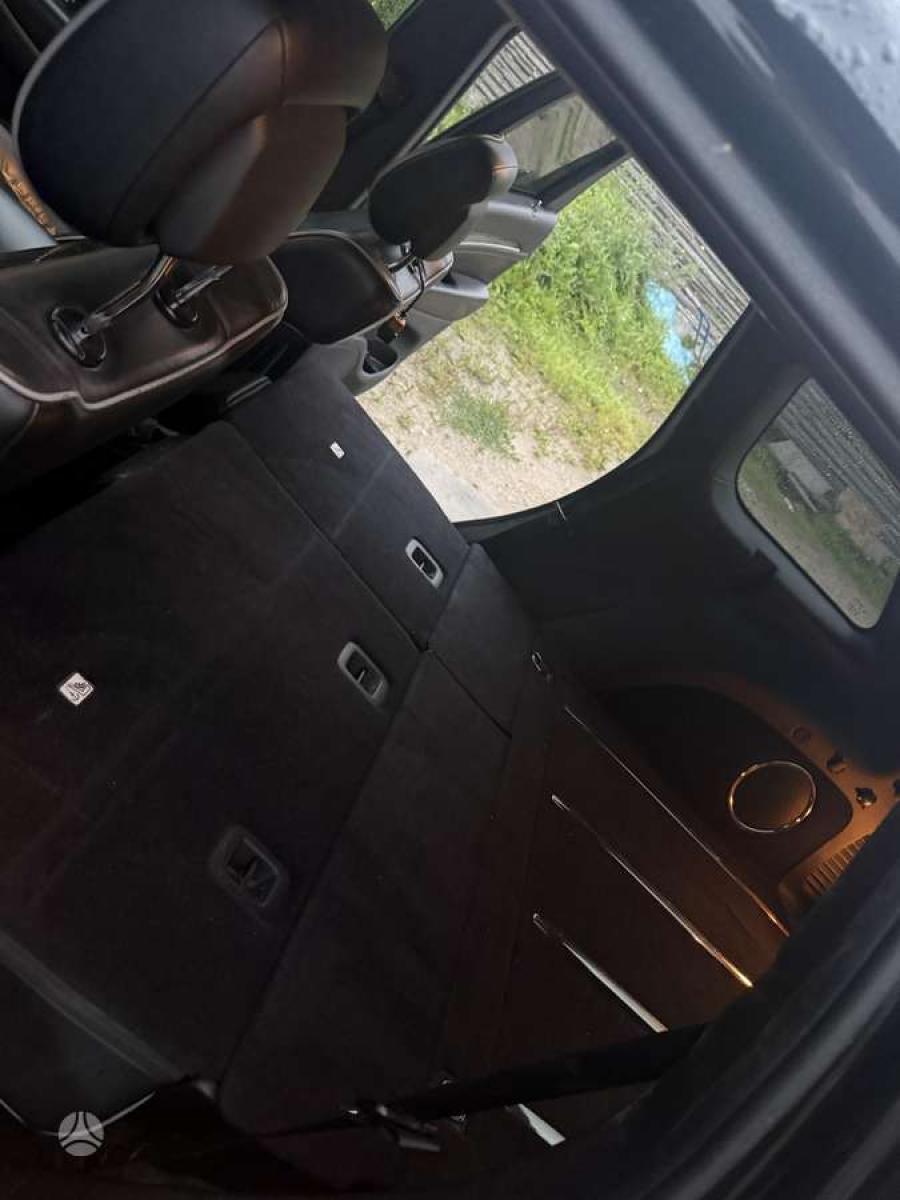 Melns Jeep Grand Cherokee 2012 Šauļi, ar dzinēja tilpumu 3.00 L un nobraukumu 300 tūkst. km par 5500 €, foto 16 vietnē AUTOMOTO.COM.LV