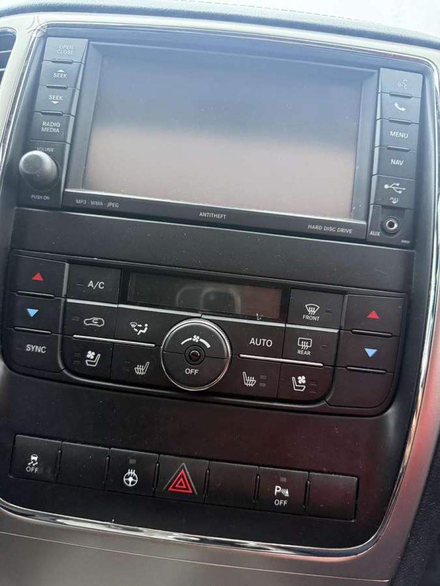 Melns Jeep Grand Cherokee 2012 Šauļi, ar dzinēja tilpumu 3.00 L un nobraukumu 300 tūkst. km par 5500 €, foto 21 vietnē AUTOMOTO.COM.LV